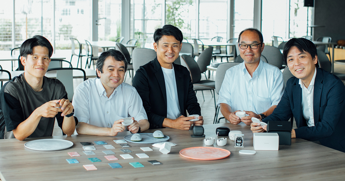 常識破りのシェーバーに貢献した新素材。NAGORIがもたらす類まれな質感とは | MOLp®－そざいの魅力ラボ－